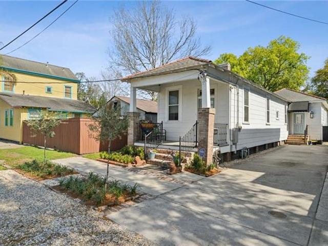 8227 Burthe St, New Orleans, LA 70118 | MLS #2549 | Compass