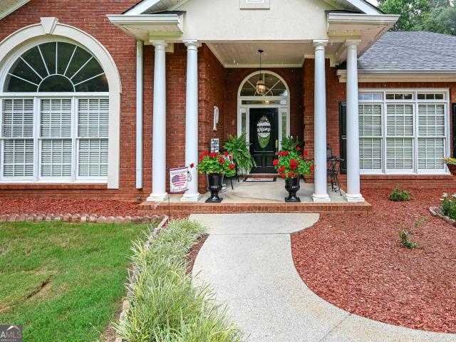 8227 Farmington Lane