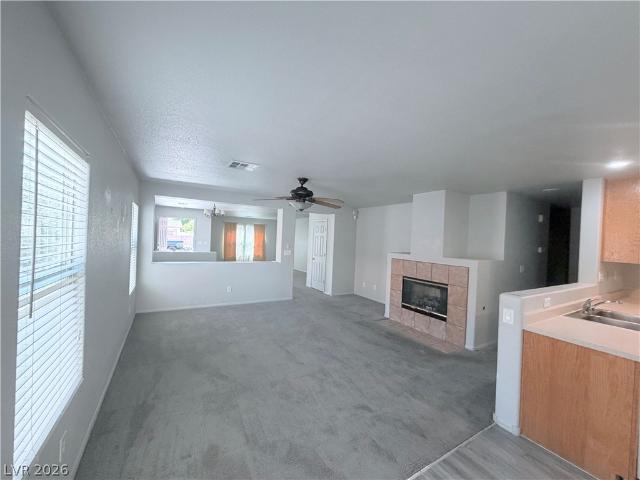 8228 N Corset Creek Street