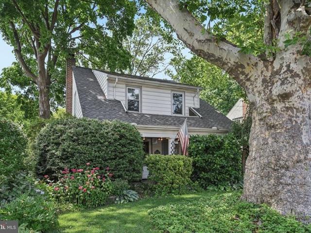 8228 Cadwalader Ave, Elkins Park, PA 19027