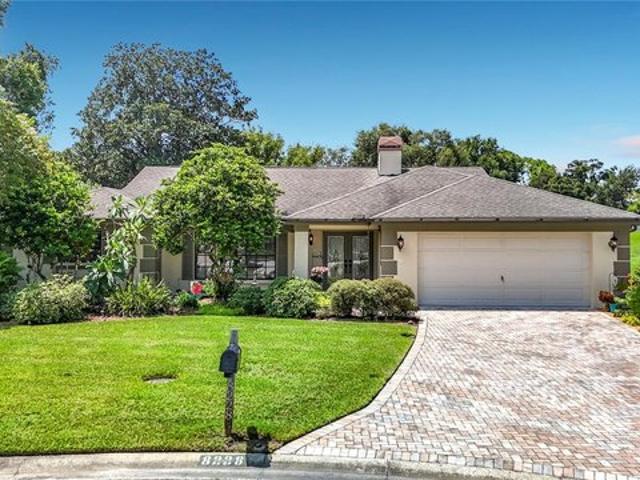 8228 Golf Club Ct, Hudson, FL 34667