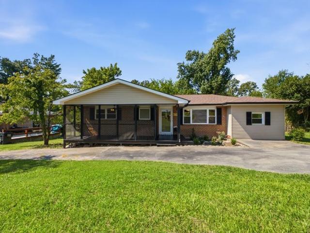 8228 Pine Ridge Rd, Ooltewah, TN 37363
