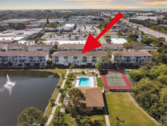8229 Eagles Park Dr N, St. Petersburg, FL 33709 | MLS #TB8473 | Compass