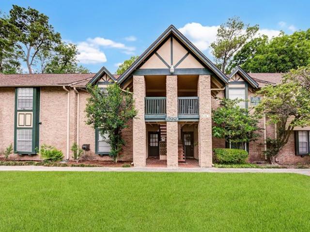 8229 Kingsbrook Rd Apt 229, Houston, TX 77024