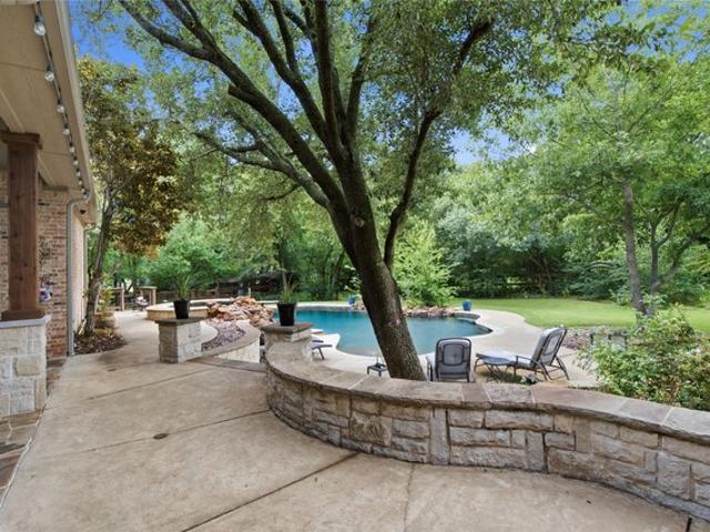 8229 Steeplechase Cir, Argyle, TX 76226