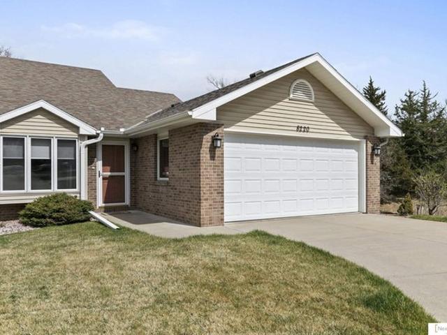 8220 A St Unit 5, Lincoln, NE 68510