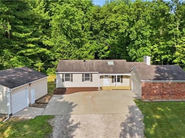 8220 Ballash Rd, Medina, OH 44256