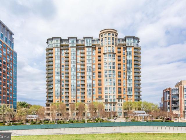 8220 Crestwood Heights Drive Unit 1710, McLean, US, VA