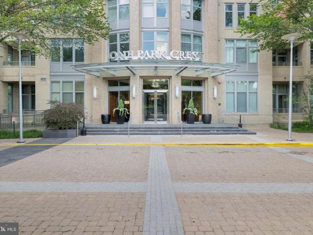8220 Crestwood Heights Drive # 419