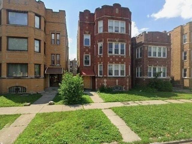 8220 S Eberhart Ave, Chicago, IL 60619