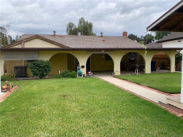 8221 Greenbush Ave, Panorama City, CA 91402