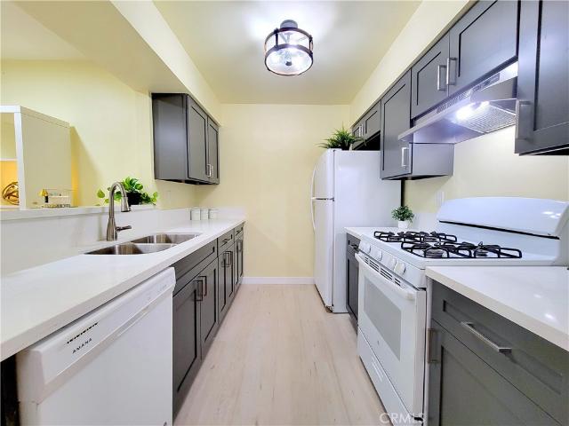 8221 Langdon Ave. 103