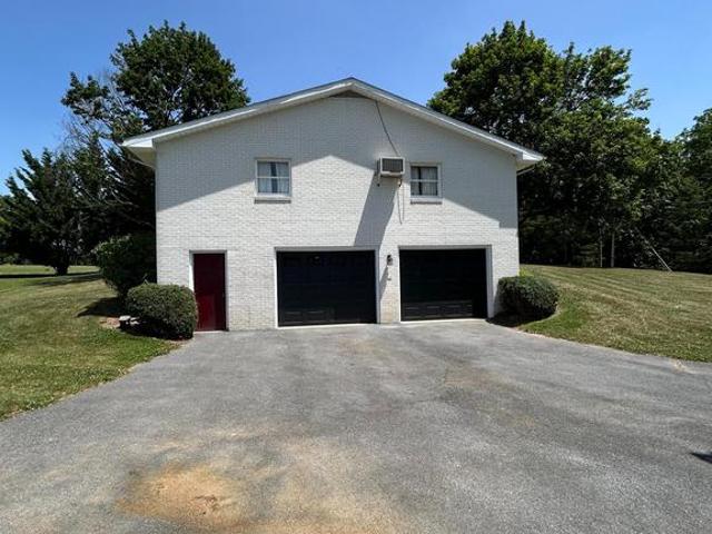 8221 Stone Bridge Road