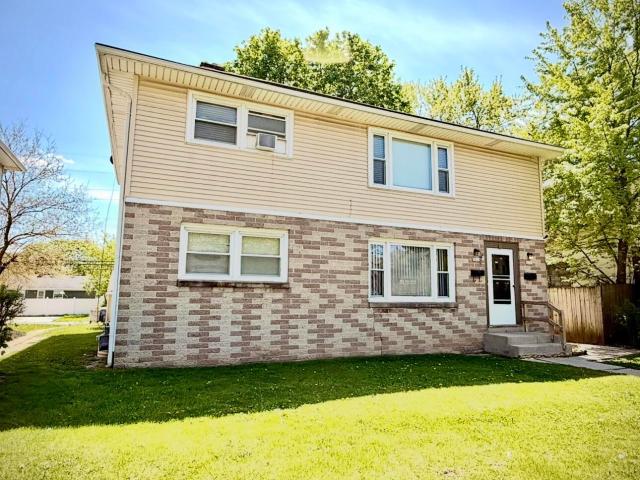 8221 W Villard St, Unit 8223