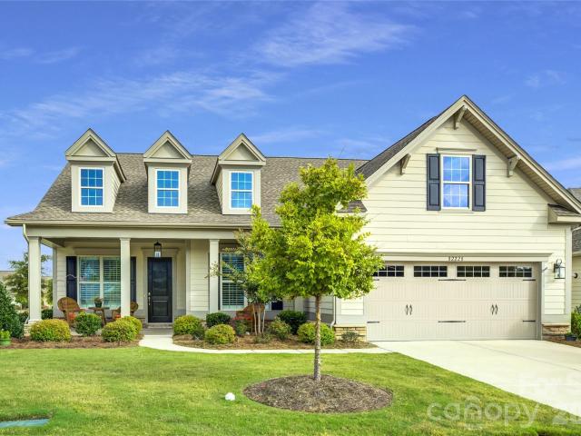 82228 Standing Oak Dr, Charlotte, NC 28278 | MLS #4309 | Compass