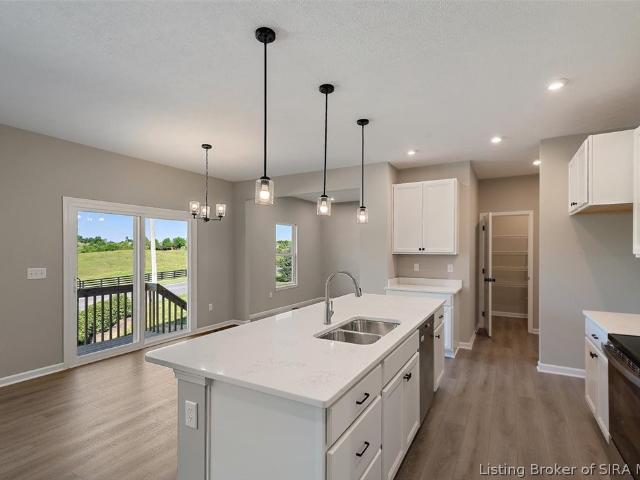 8222 Crescent Cv, Charlestown, IN 47111 | MLS #202609
