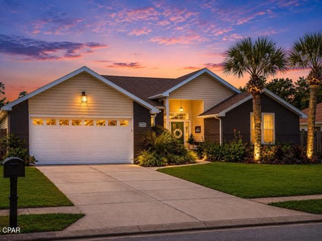 8222 James St, Panama City, FL 32404