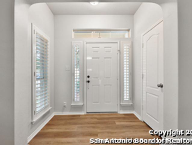 8222 Shumard Oak Dr