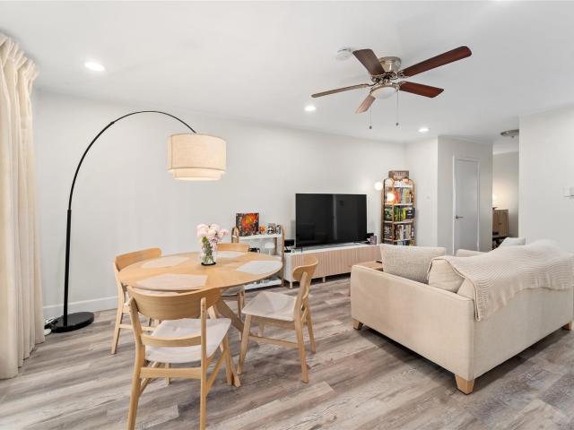 8223 Kingsbrook Road 212