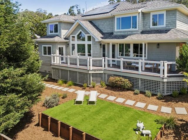822 Columbus St, El Granada, CA 94018