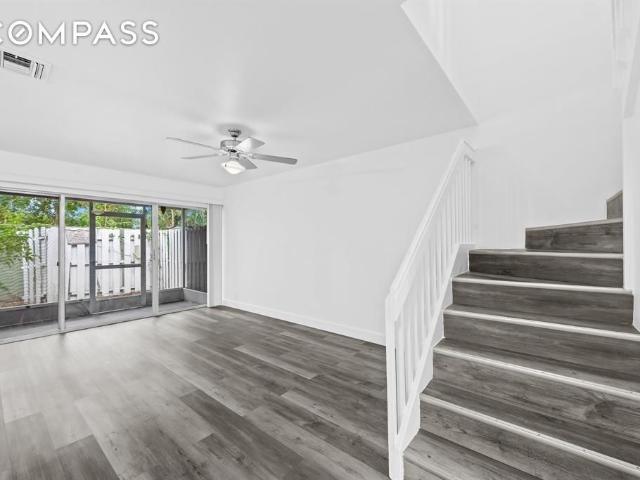 822 Crystal Lake Dr, Deerfield Beach, FL