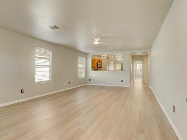 822 Crabapple Way