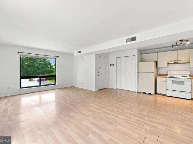 822 B Putnam Boulevard # 822 B