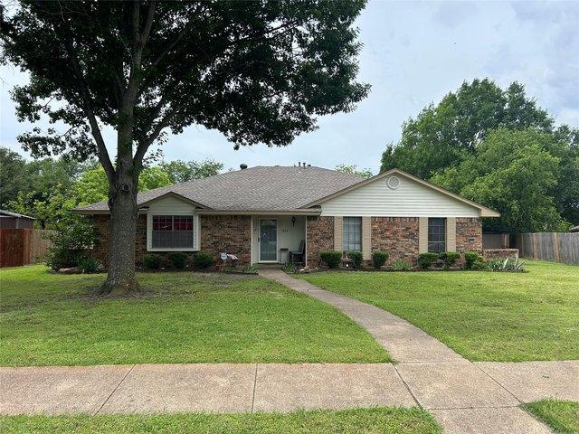 822 Bordner Dr, Lancaster, TX 75146