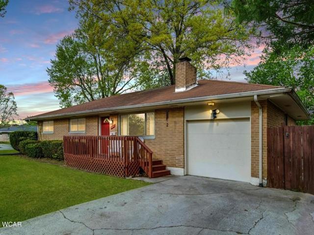 822 Gloria Ave, Lima, OH 45805