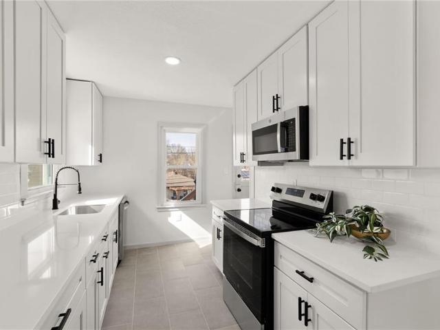 822 E 72nd St, Kansas City, MO 64131 | MLS #2625