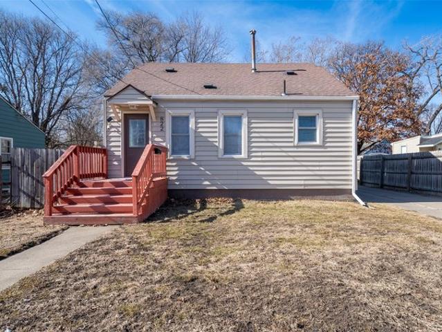 822 E 29th St, Des Moines, IA 50317