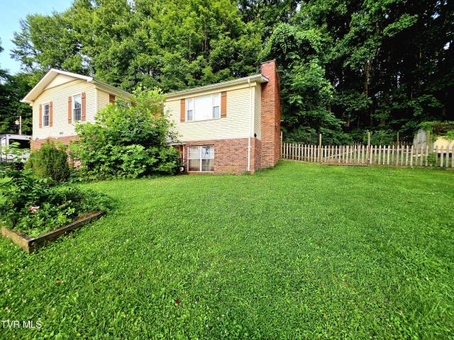 822 Henson Road