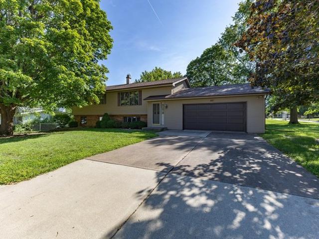822 Hickory St, Geneseo, IL 61254