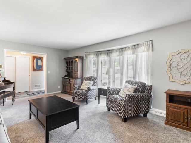 822 Oak Ridge Drive