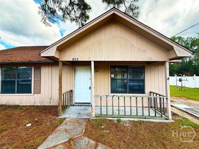 822 Lost Grove Ln, Hinesville, GA 31313