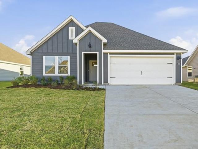 822 Lantana Ln, Pilot Point, TX 76258