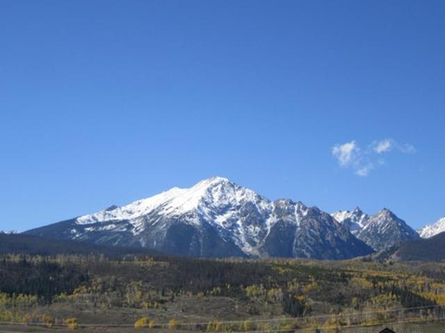 822 Lindstrom Rd, Silverthorne, CO 80498