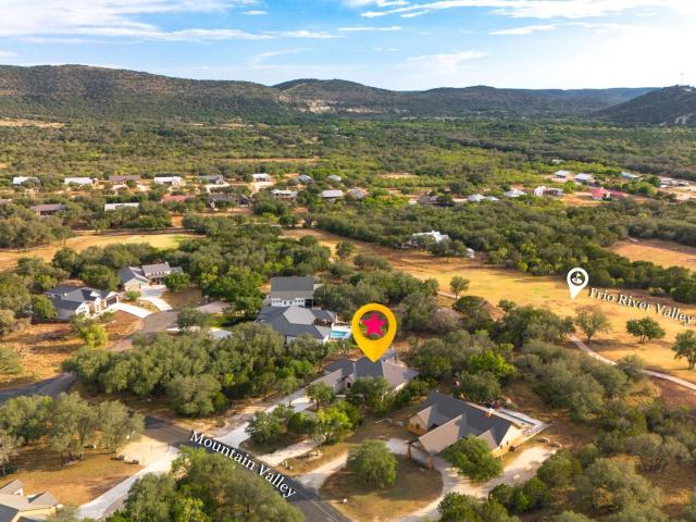 822 Mountain Valley