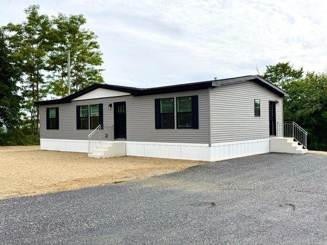 822 Main St, Vassalboro, ME 04989