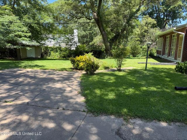 822 Meadowbrook Road