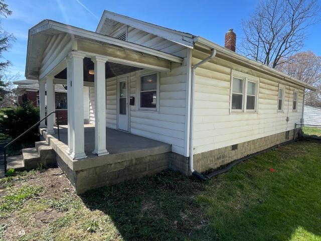 822 N Emerson Ave, Indianapolis, IN 46219 | MLS #22091 | Compass