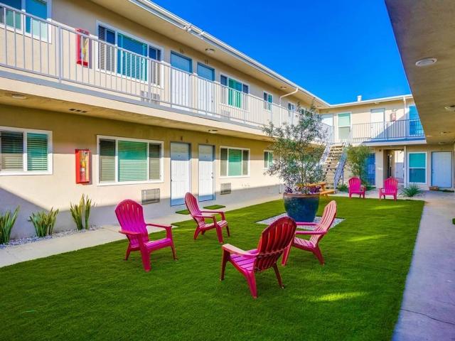 822 N. Inglewood Ave 2 Bedroom Apartment for Rent at 822 N Inglewood Ave, Inglewood, CA 90302 North Inglewood