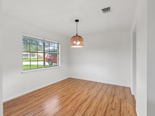 822 N Kaufman Drive