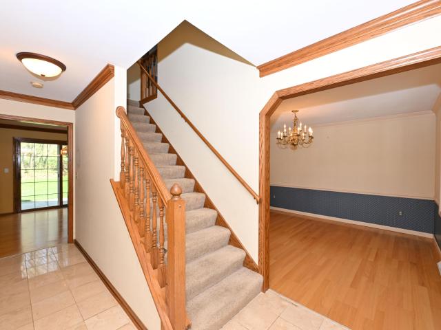 822 S Comanche Ln