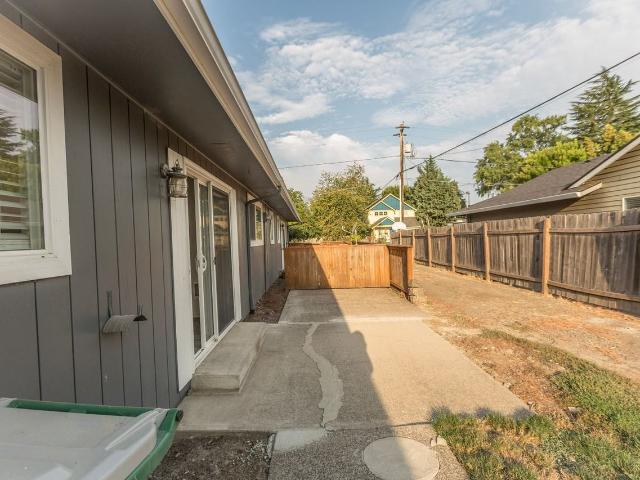 822 S Columbia St 2 Bedroom Apartment for Rent at 822 S Columbia St, Newberg, OR 97132