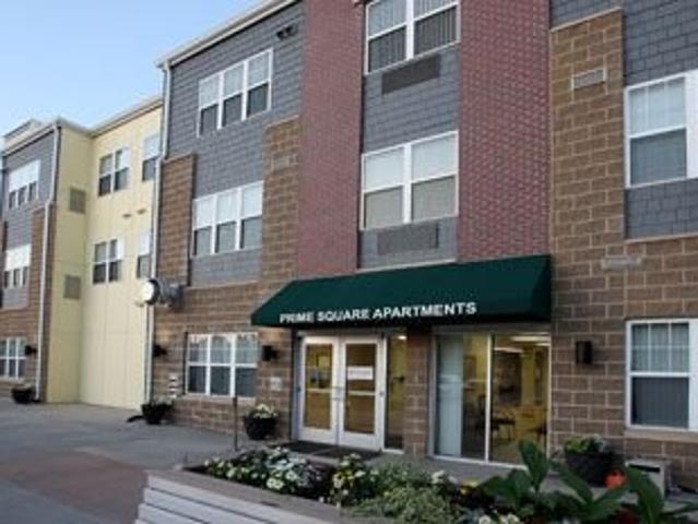 822 South Main St 2 beds, 1 full bath