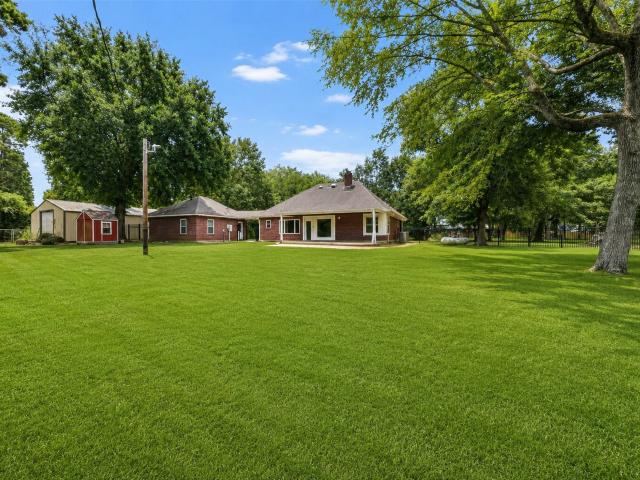 822 Sentinel Oaks