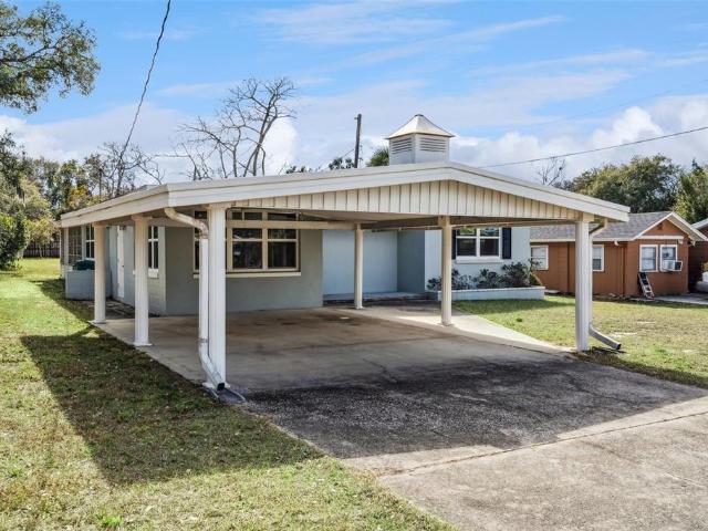 822 Poinsettia Dr, Eustis, FL 32726 | MLS #O6382