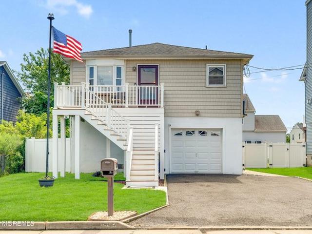 822 Prospect Ave, Union Beach, NJ 07735