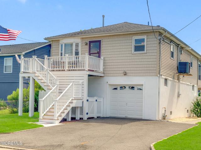 822 Prospect Avenue